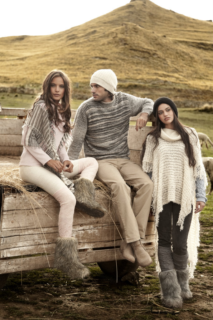 How To Set up An Outfit with an Alpaca Wool Sweater – AlpacaOutlets